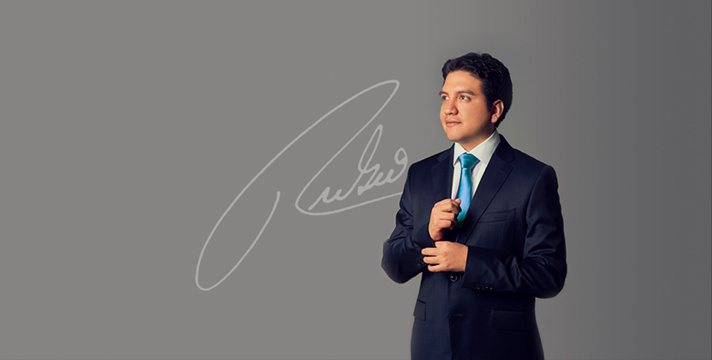 Dr. Manuel Rubio, médico estético experto en belleza natural